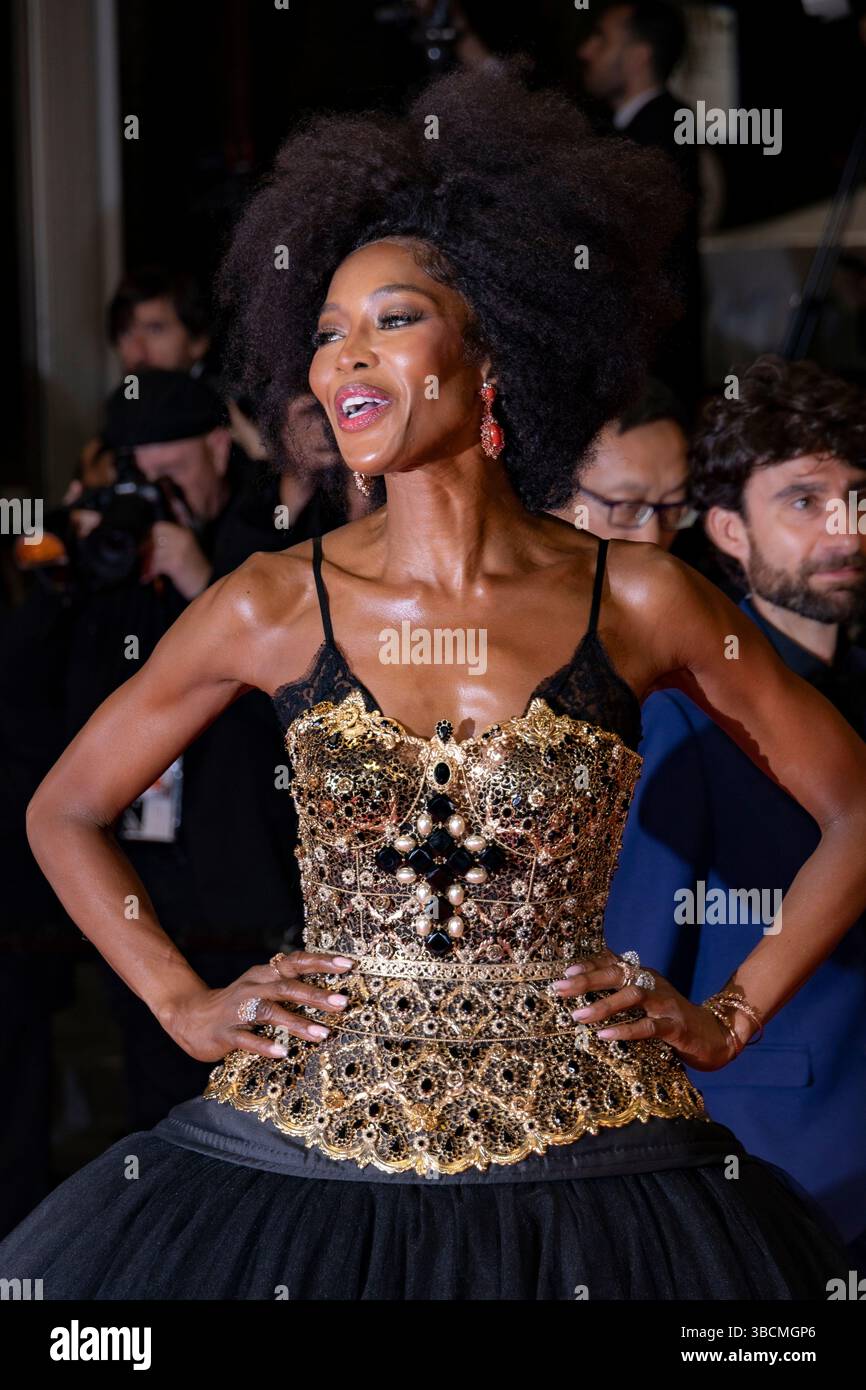Naomi Campbell poses for photographers upon arrival at the premiere of ...