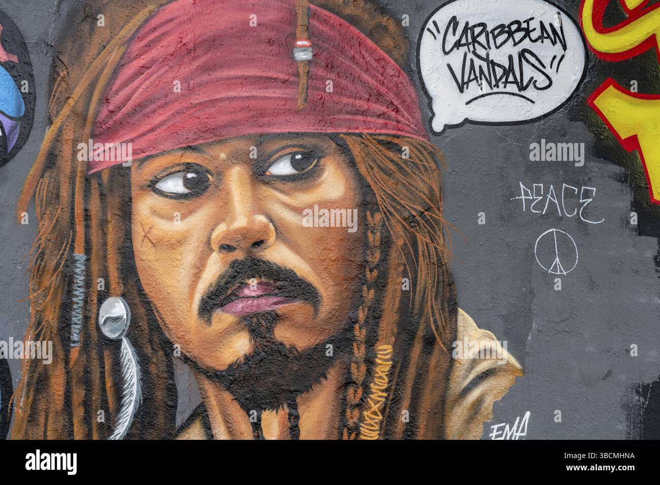 Pirate street art graffiti hi-res stock photography and images - Alamy