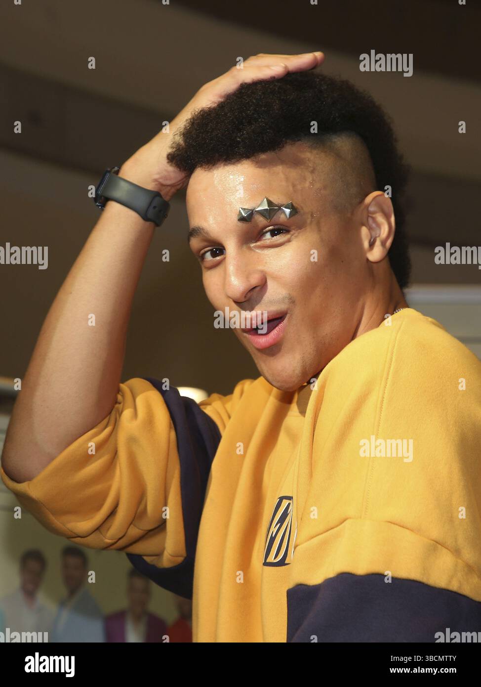 Singer Prince Damien from Schlager boy band TEAM5UeNF on 24/10/2023 in ...