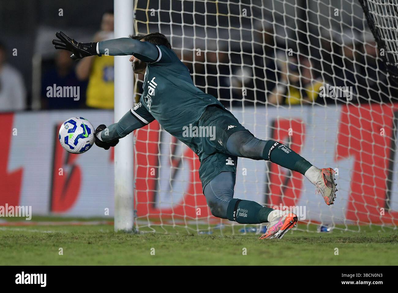 RJ - RIO DE JANEIRO - 05/20/2025 - BRAZILIAN CUP 2025, VASCO x OPERARIO - Leo Jardim, Vasco's ...