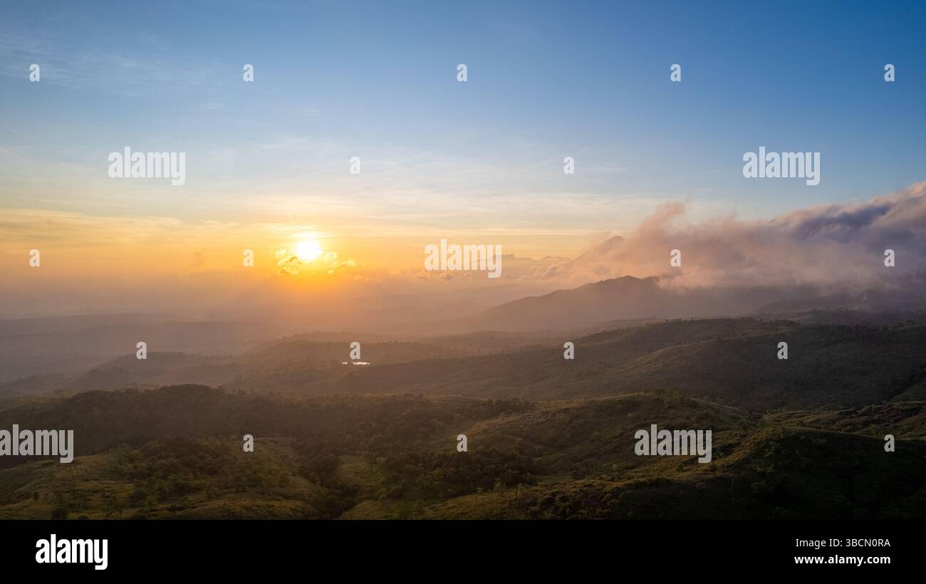 Breathtaking view sunrise mist hi-res stock photography and images - Alamy
