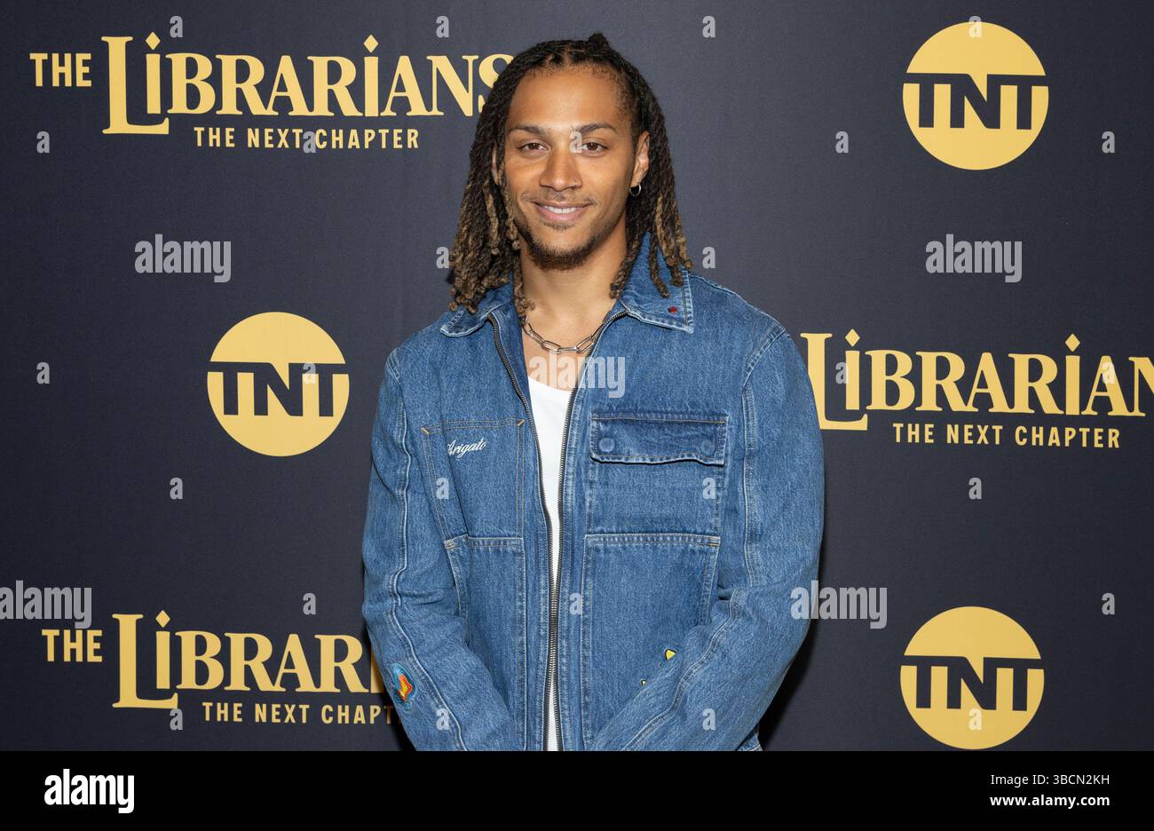 Bluey Robinson attends the special screening of "The Librarians: The ...
