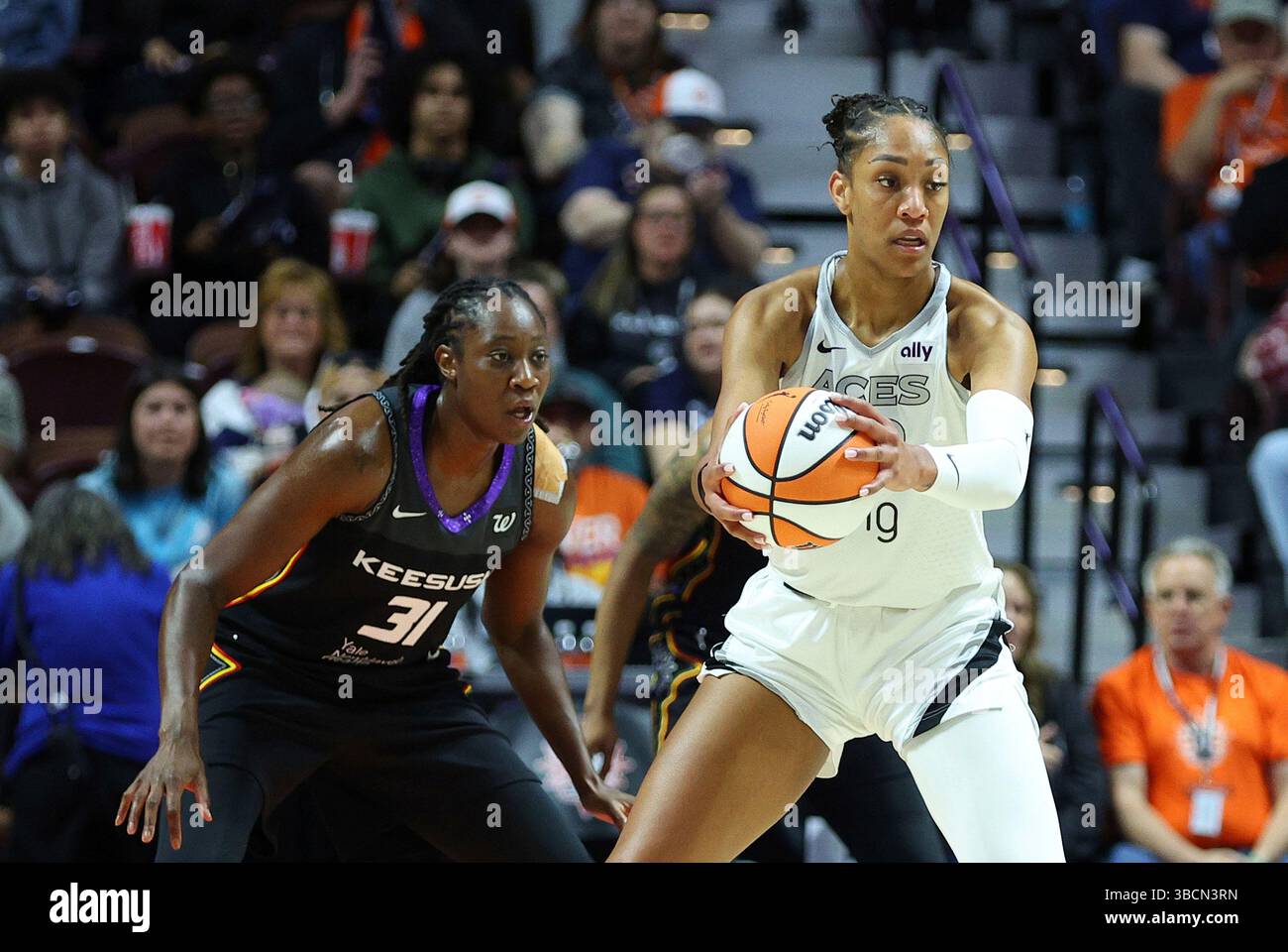 UNCASVILLE, CT - MAY 20: Las Vegas Aces center A'ja Wilson (22 ...