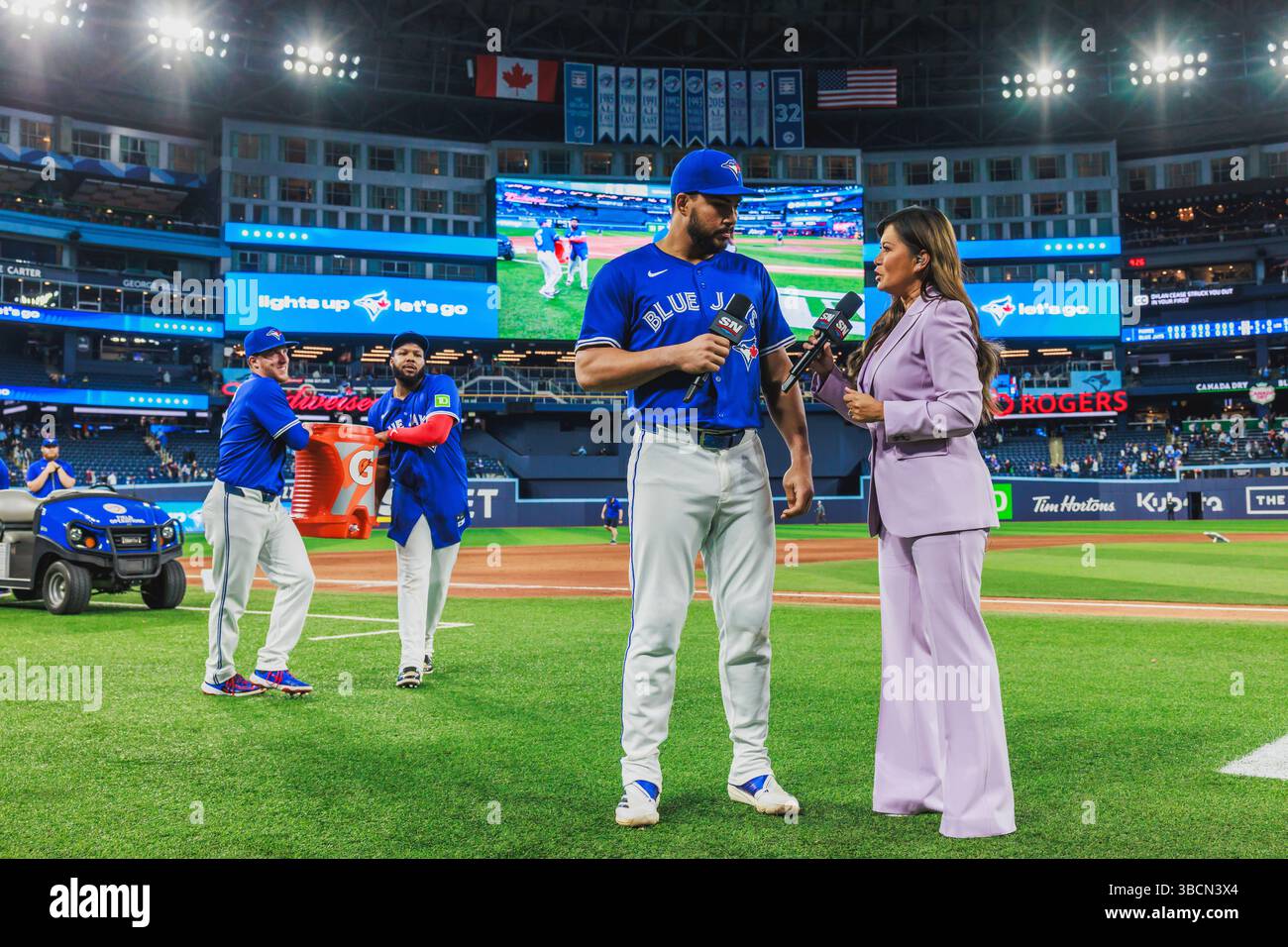 TORONTO, ON - MAY 20: Toronto Blue Jays infielder Vladimir Guerrero Jr ...