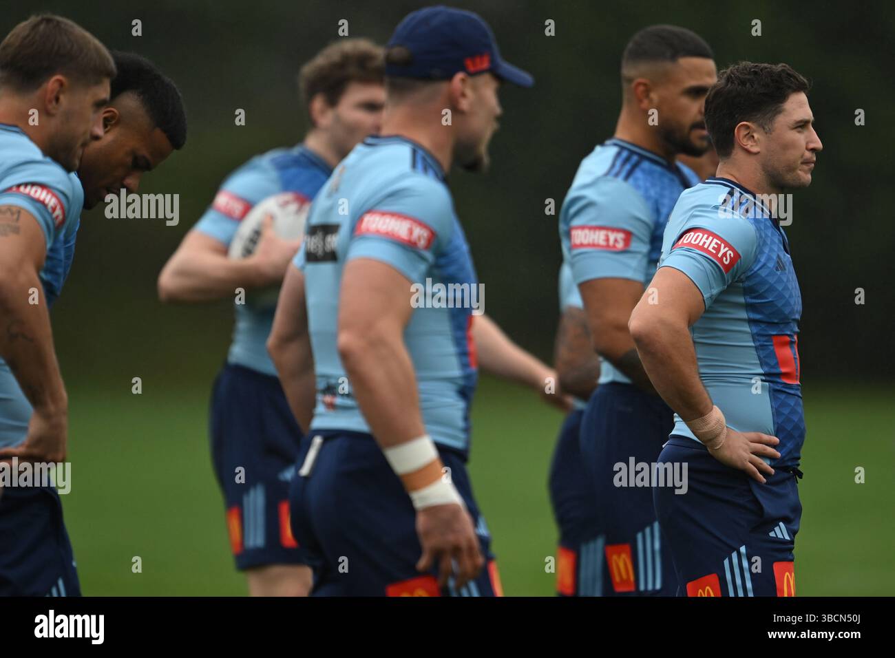 Wentworth Falls, Australia. 21st May, 2025. Mitchell Moses (right ...