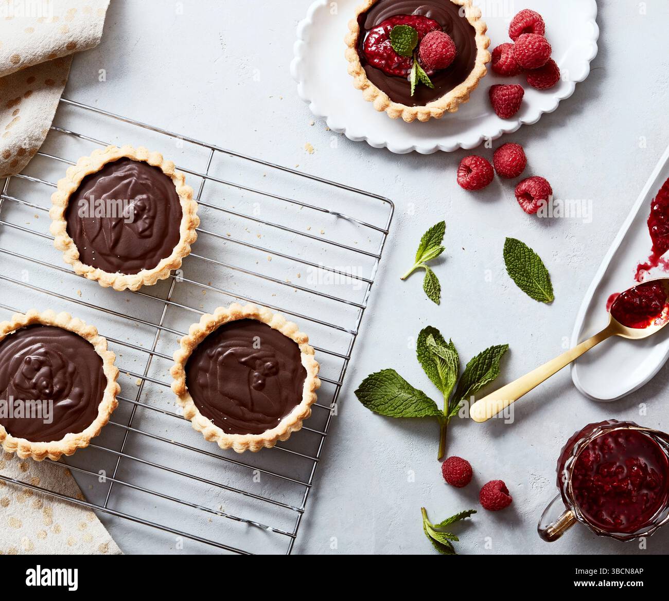 Chocolate tart rich indulgent filling hi-res stock photography and ...