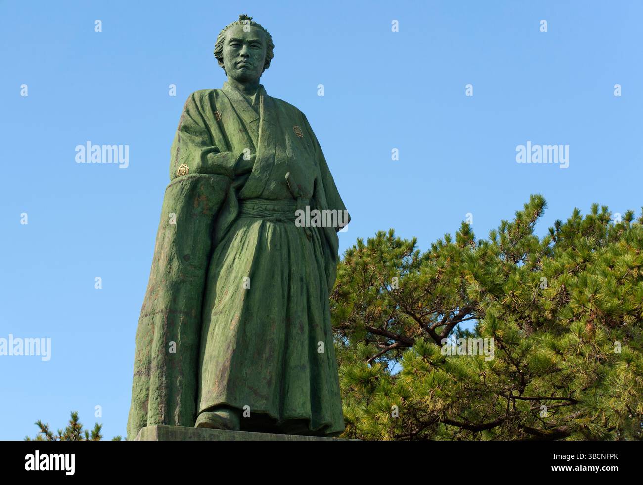 Large bronze statue of the famous Tosa samurai from Bakumatsu period Sakamoto Ryoma in ...