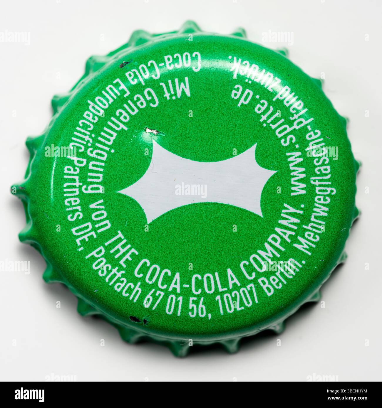 Garham, Germany. 24th Apr, 2025. A close-up of a green Sprite bottle ...