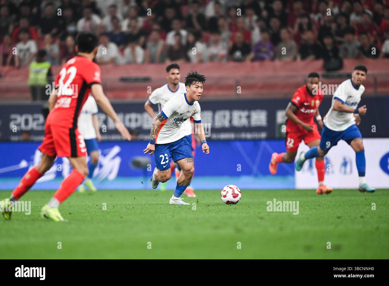 Shanghai Port Football Club 1-1 draw Shandong Taishan Football Club at ...