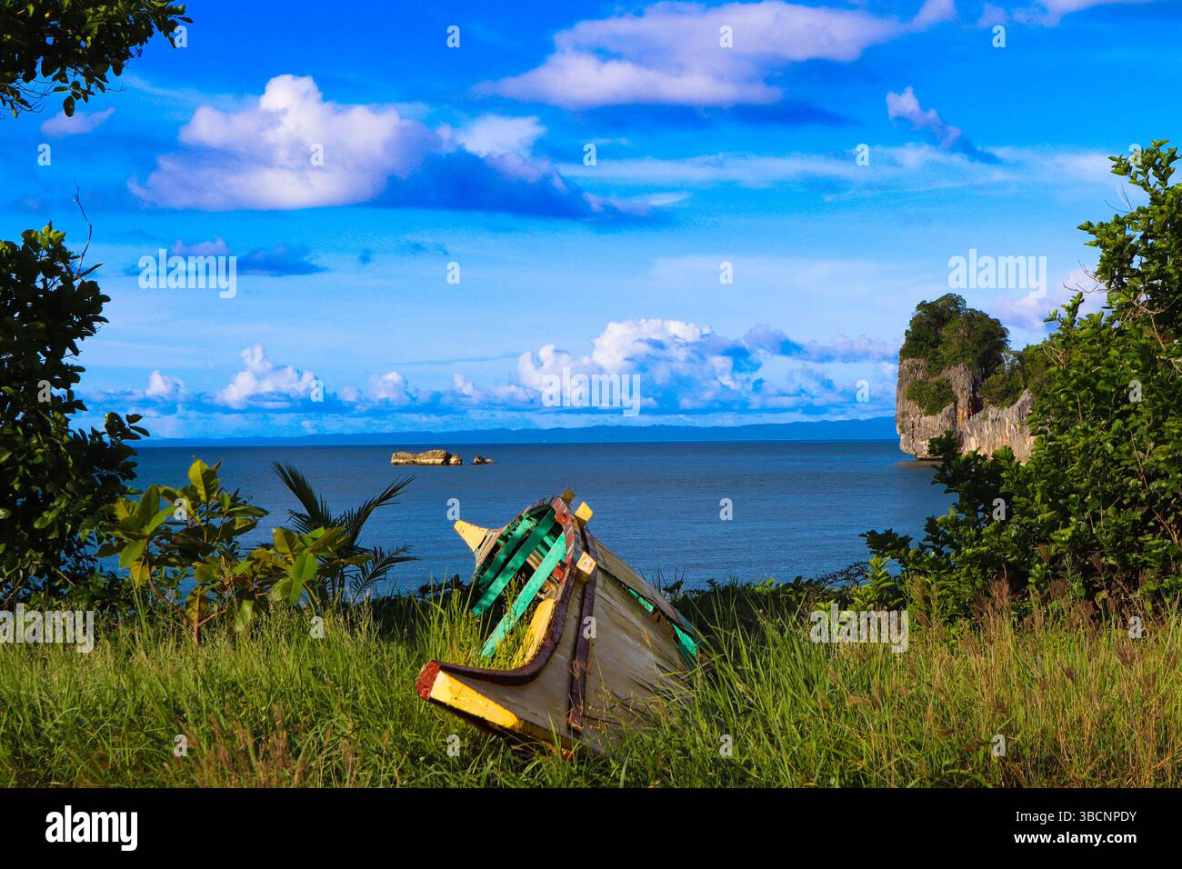 A view of the Paniman Beach, Caramoan Peninsula, Camarines Sur, Bicol ...