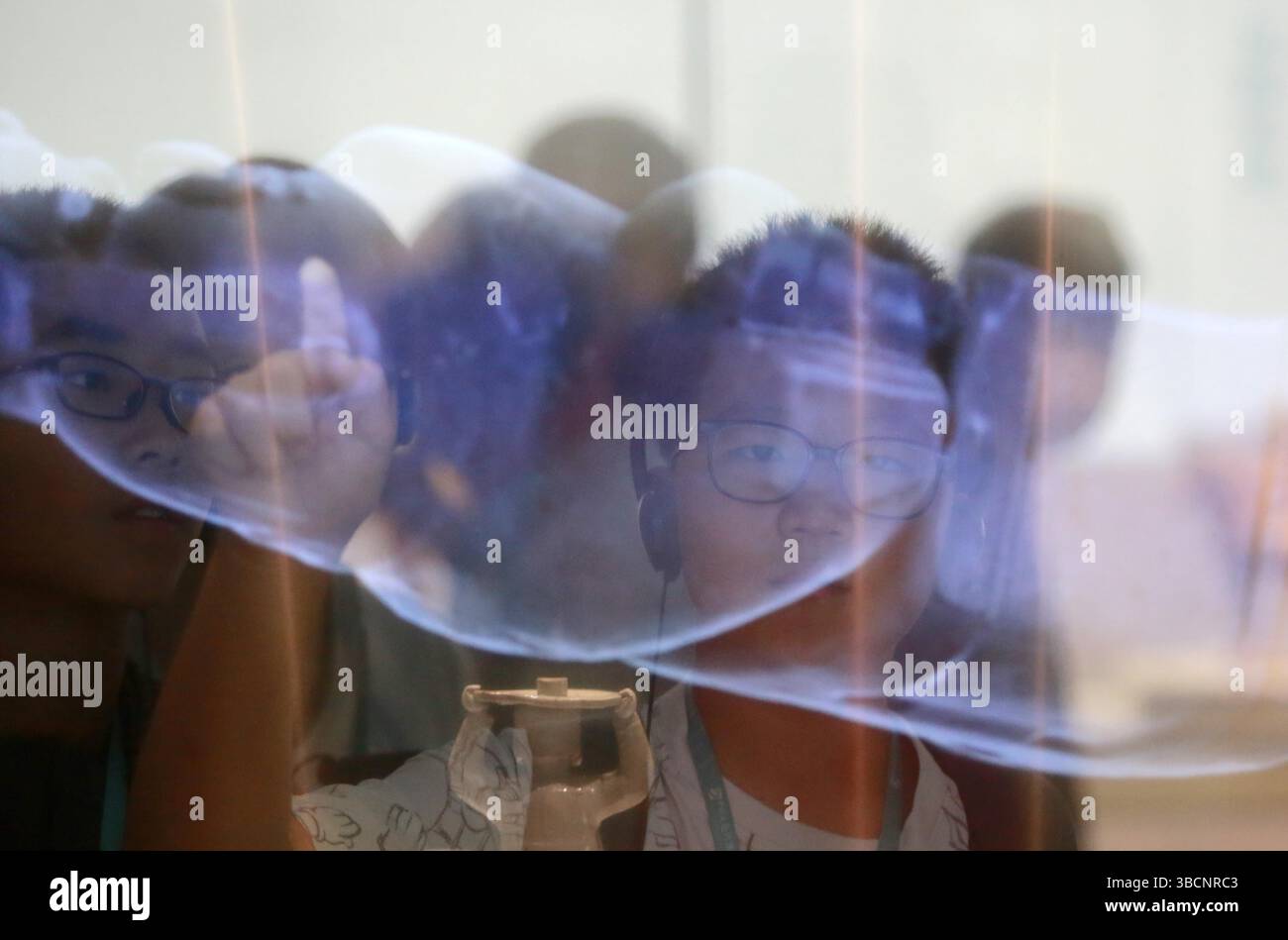 People visit the China Grand Canal Museum in Yangzhou City, east China ...