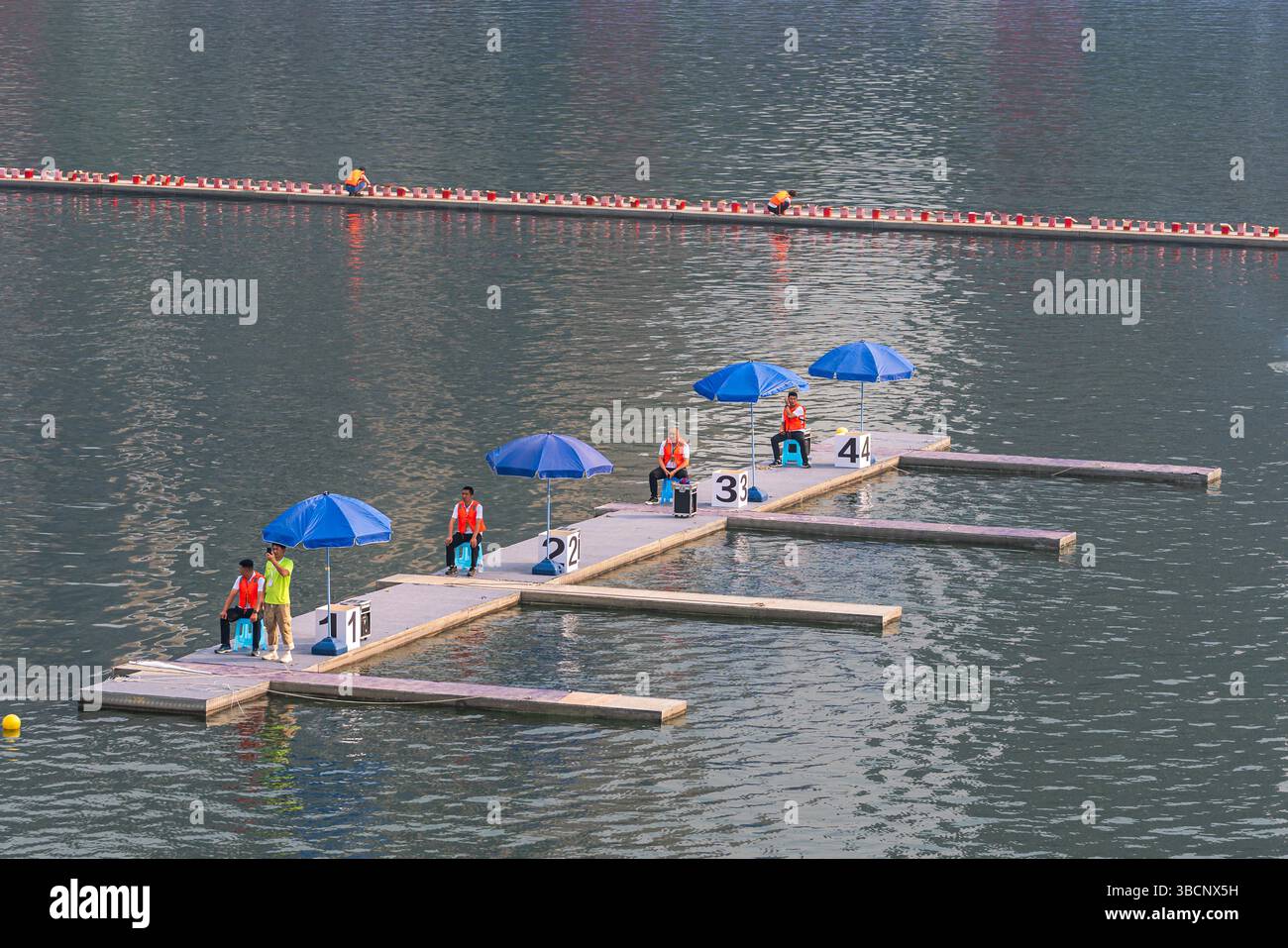 A dragon boat race kicks off in Chongqing, China, 18 May, 2025 Stock ...