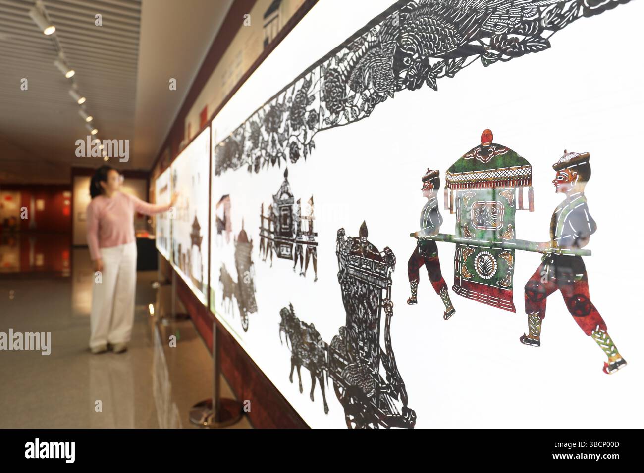 People visit the museum in Tangshan City, north China's Hebei Province ...