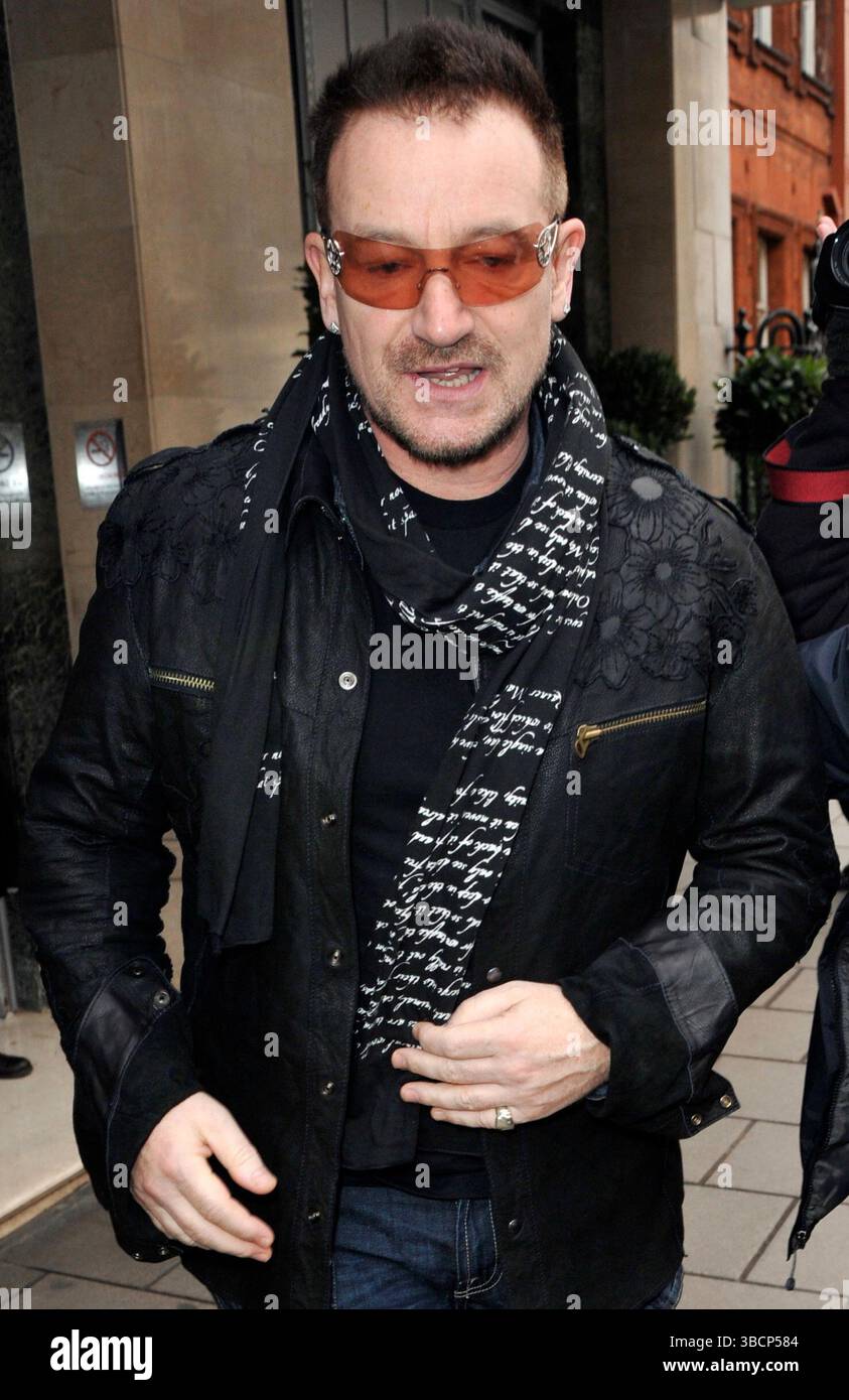 U2 bono vox hi-res stock photography and images - Alamy