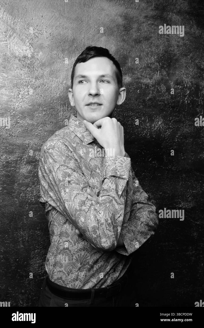 Man in patterned shirt Black and White Stock Photos & Images - Alamy