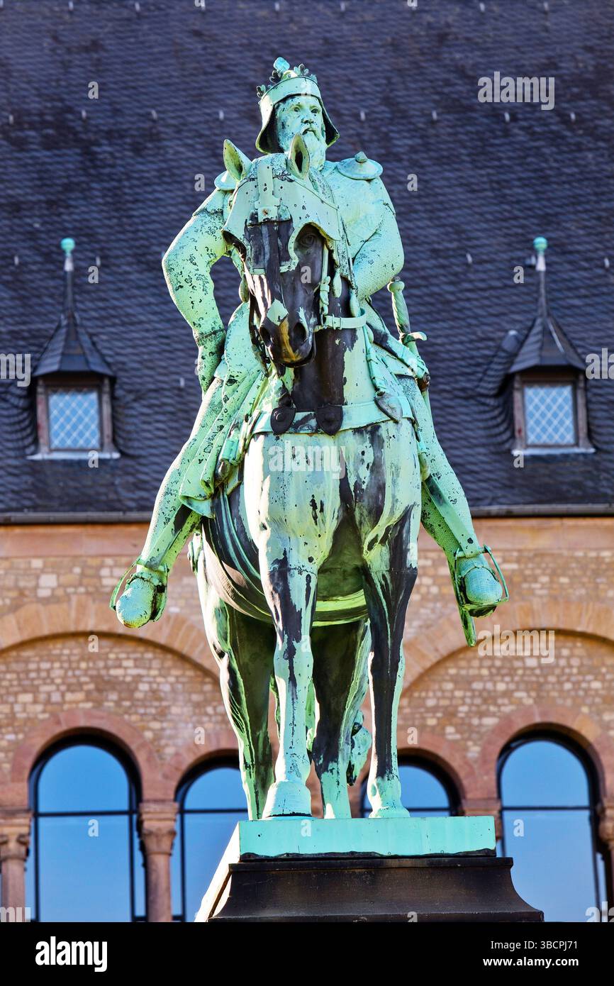 Equestrian statue of Frederick Barbarossa, Imperial Palace of Goslar ...