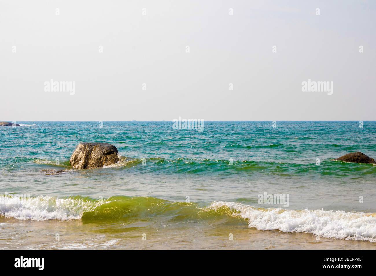Landscape of india ocean hi-res stock photography and images - Alamy