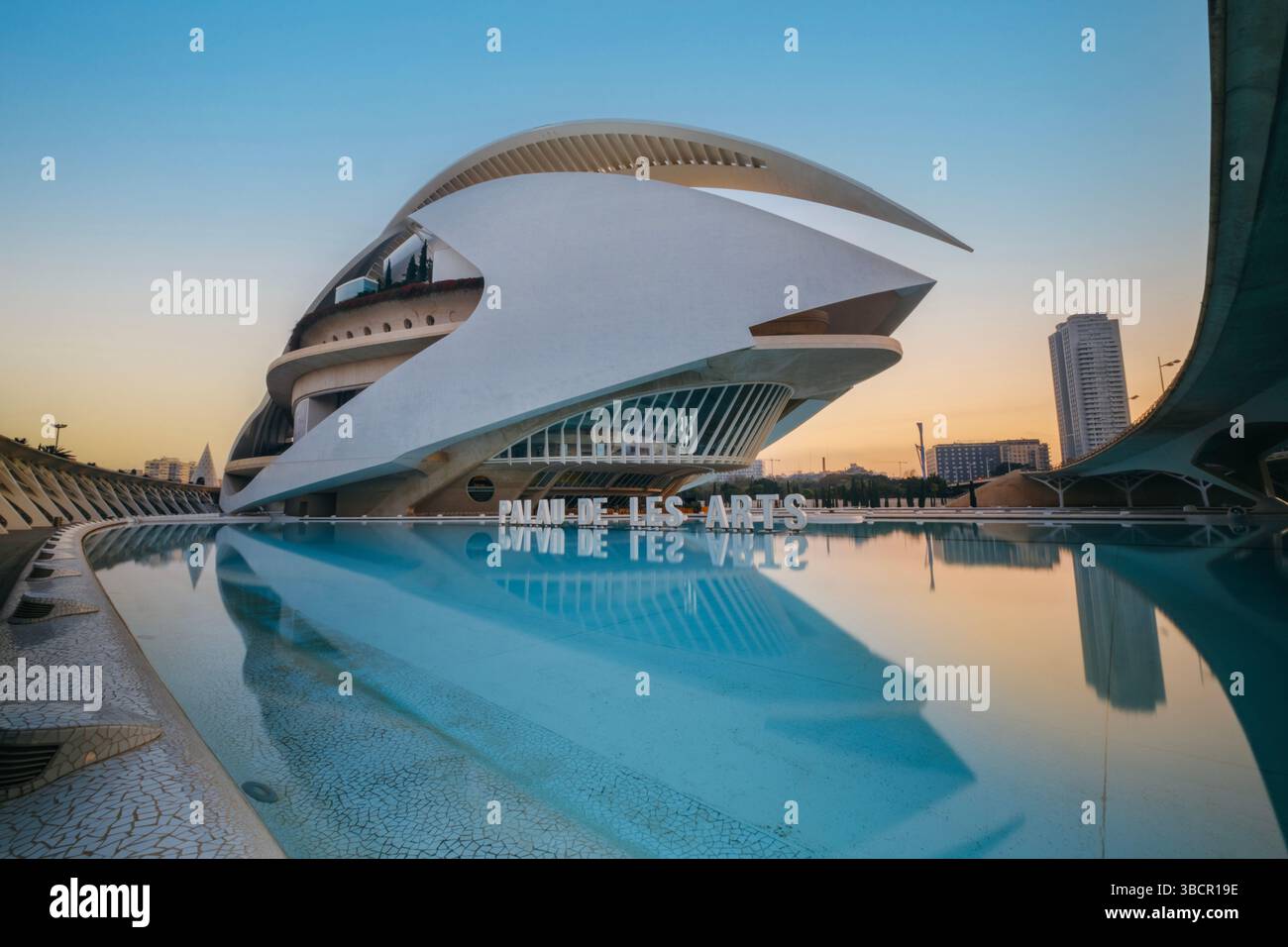 Palau de les Arts Reina Sofia Opera House at Sunset in Valencia. Iconic ...