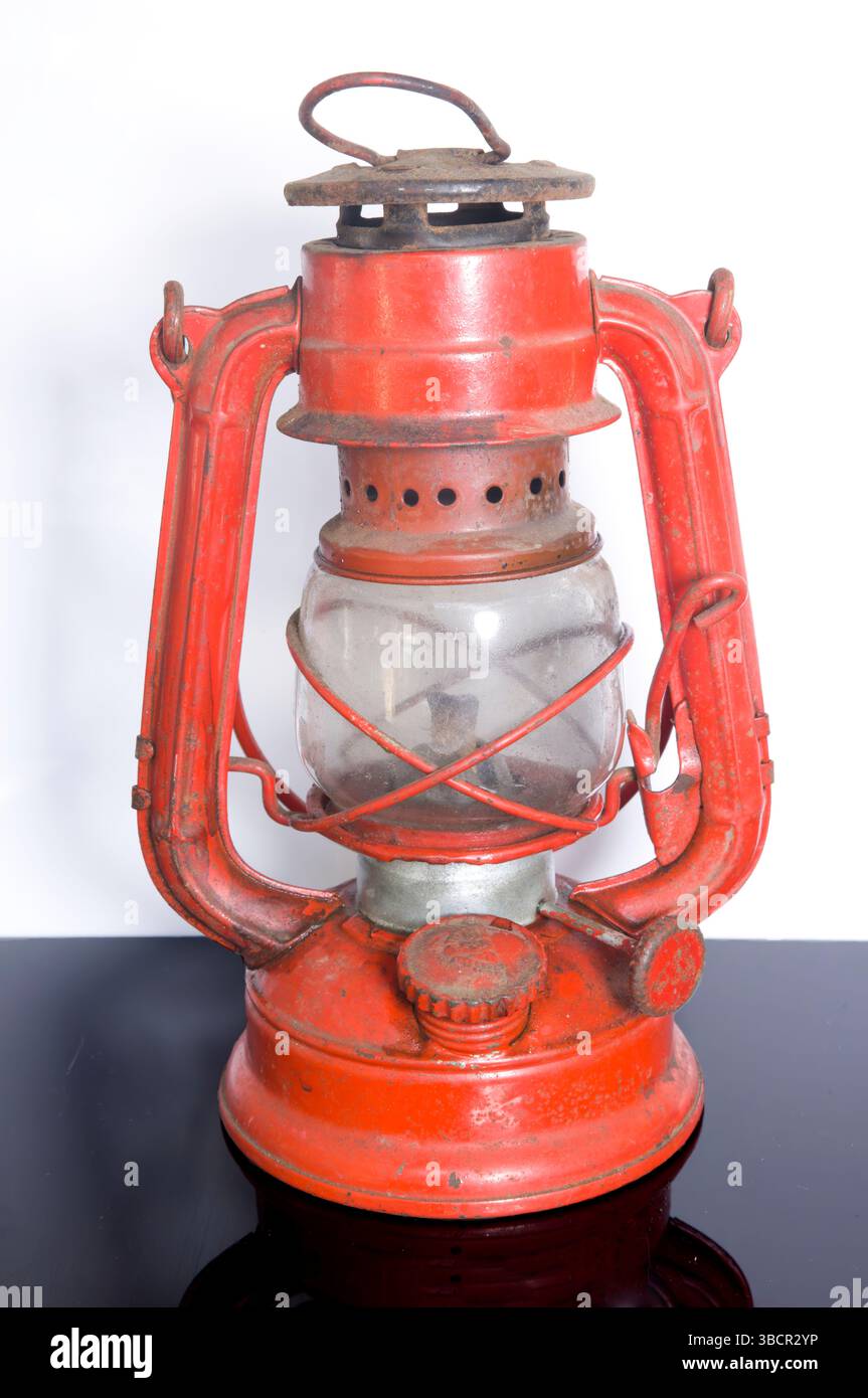 Oil lantern hi-res stock photography and images - Alamy