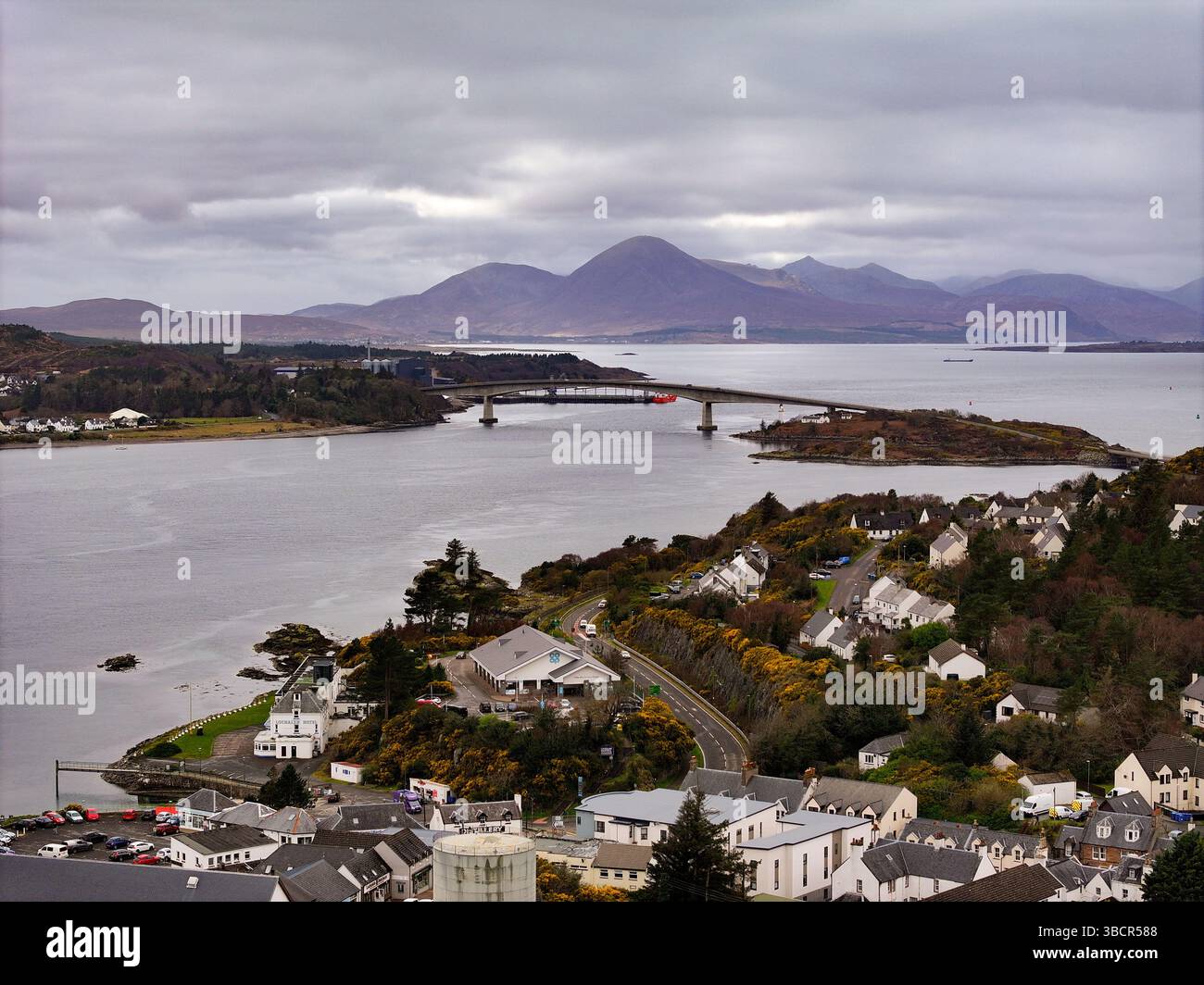 Aerial view kyle of lochalsh hi-res stock photography and images - Alamy