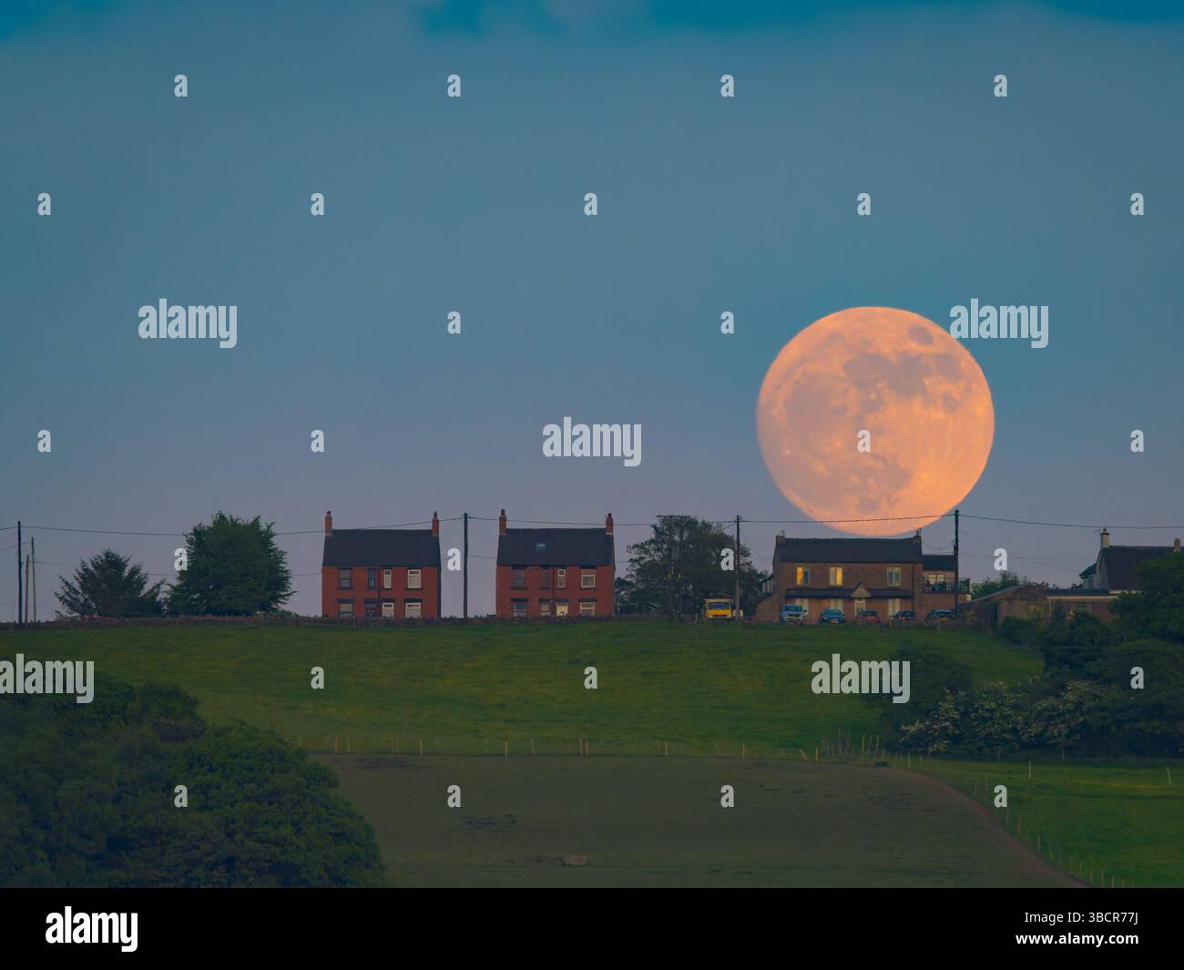 2025 moon hi-res stock photography and images - Alamy