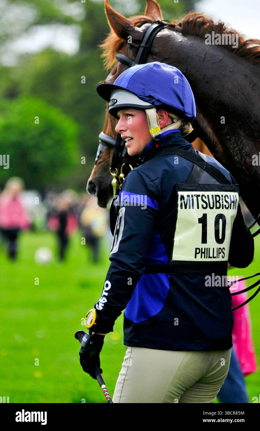 Zara Phillips and her horse Ardfield Magic Star at The Mitsubishi ...