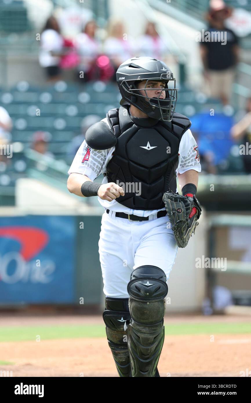 Jonathan Linares (13) of the Inland Empire 66ers in the field against ...