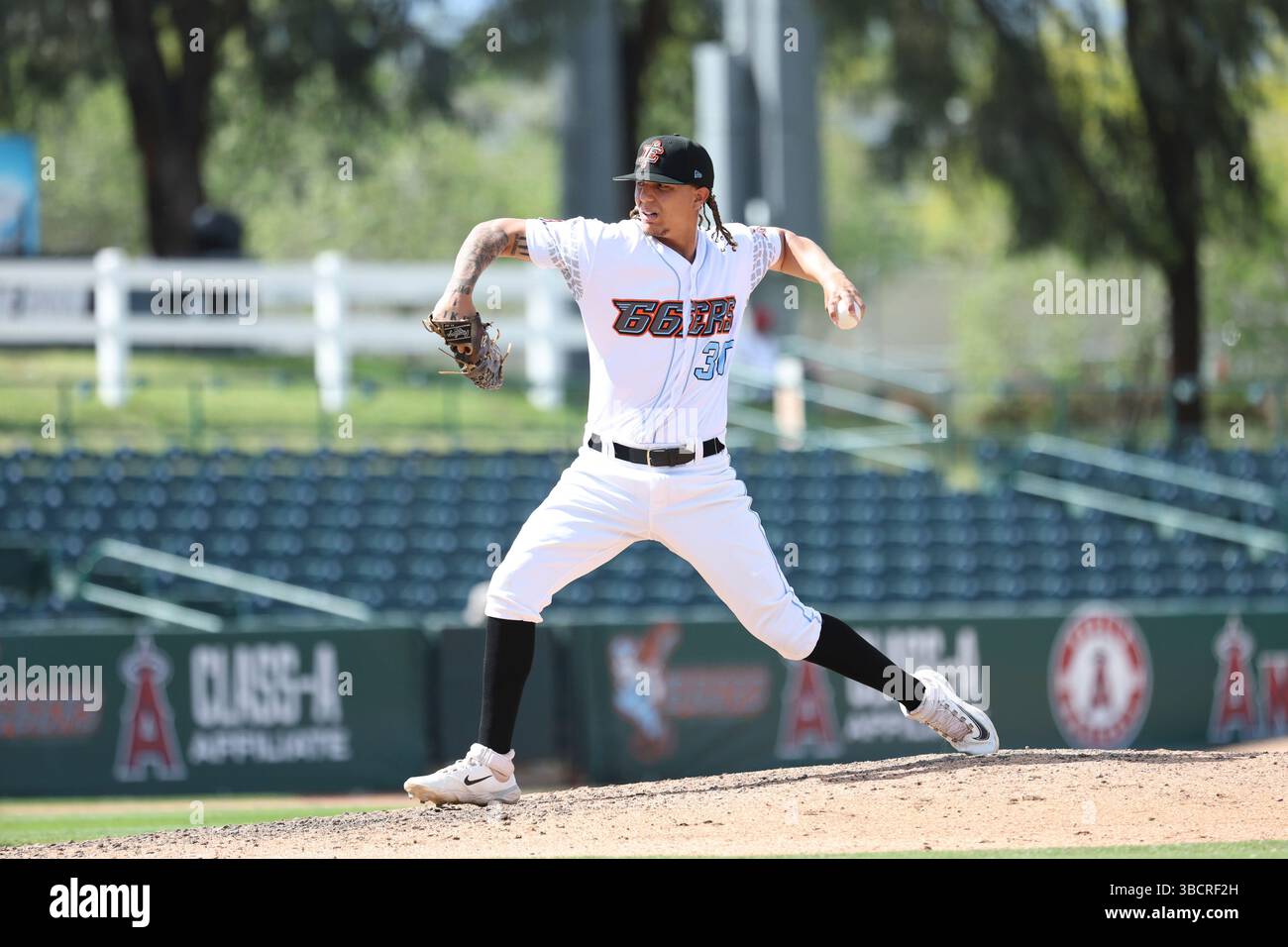 Sadiel Baro (30) of the Inland Empire 66ers pitches against the ...