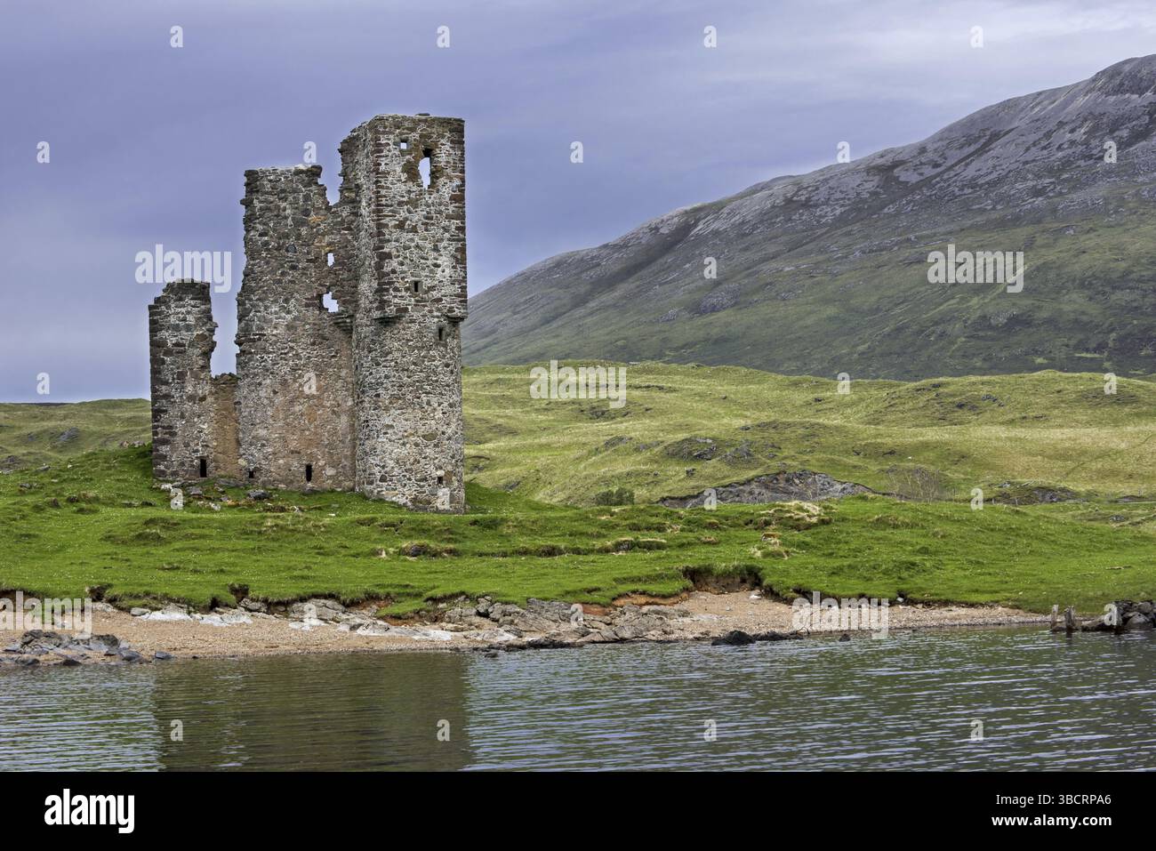 16th century Ardvreck Castle ruin at Loch Assynt in the Scottish ...