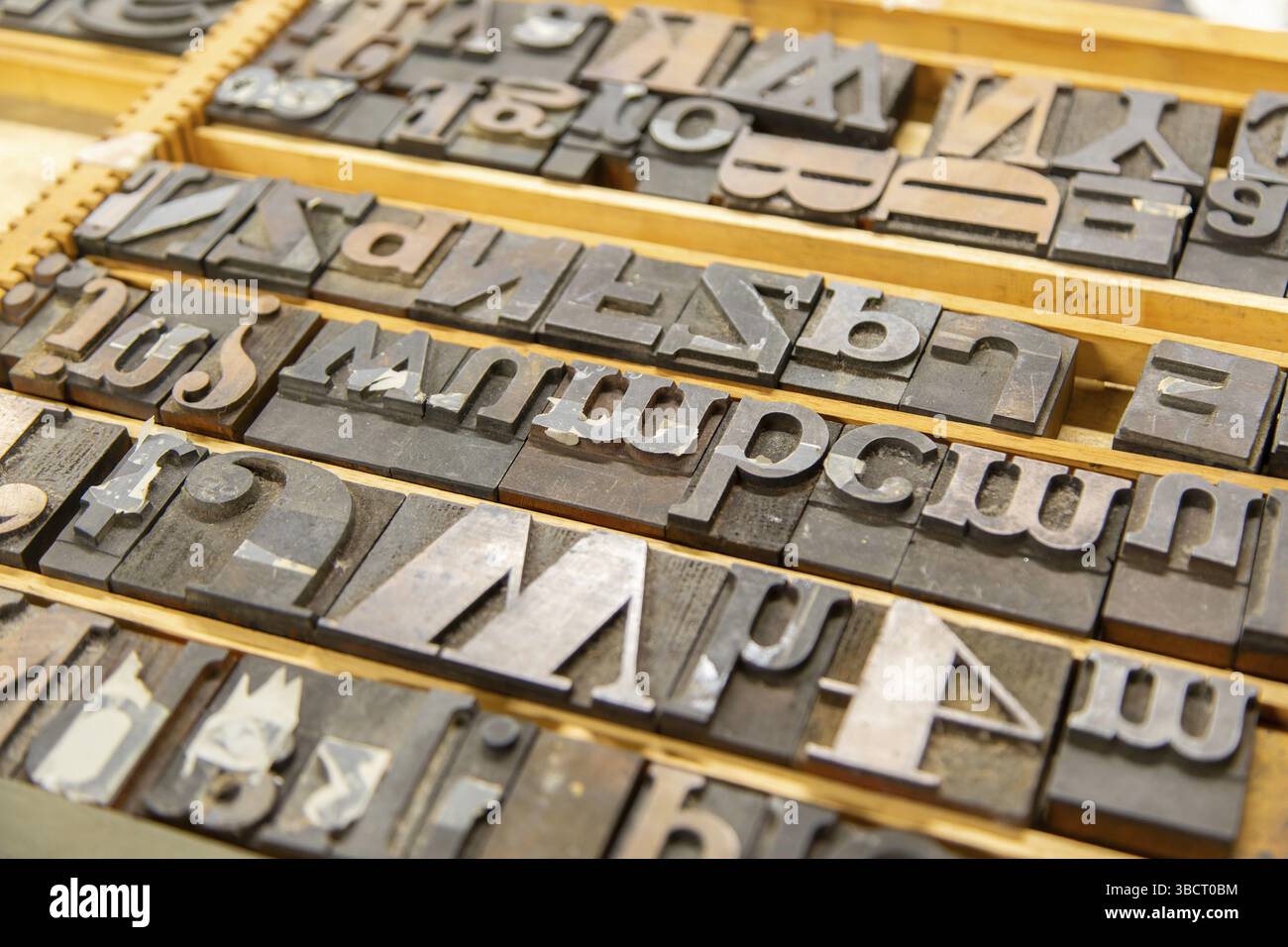 Metal block types letters hi-res stock photography and images - Alamy