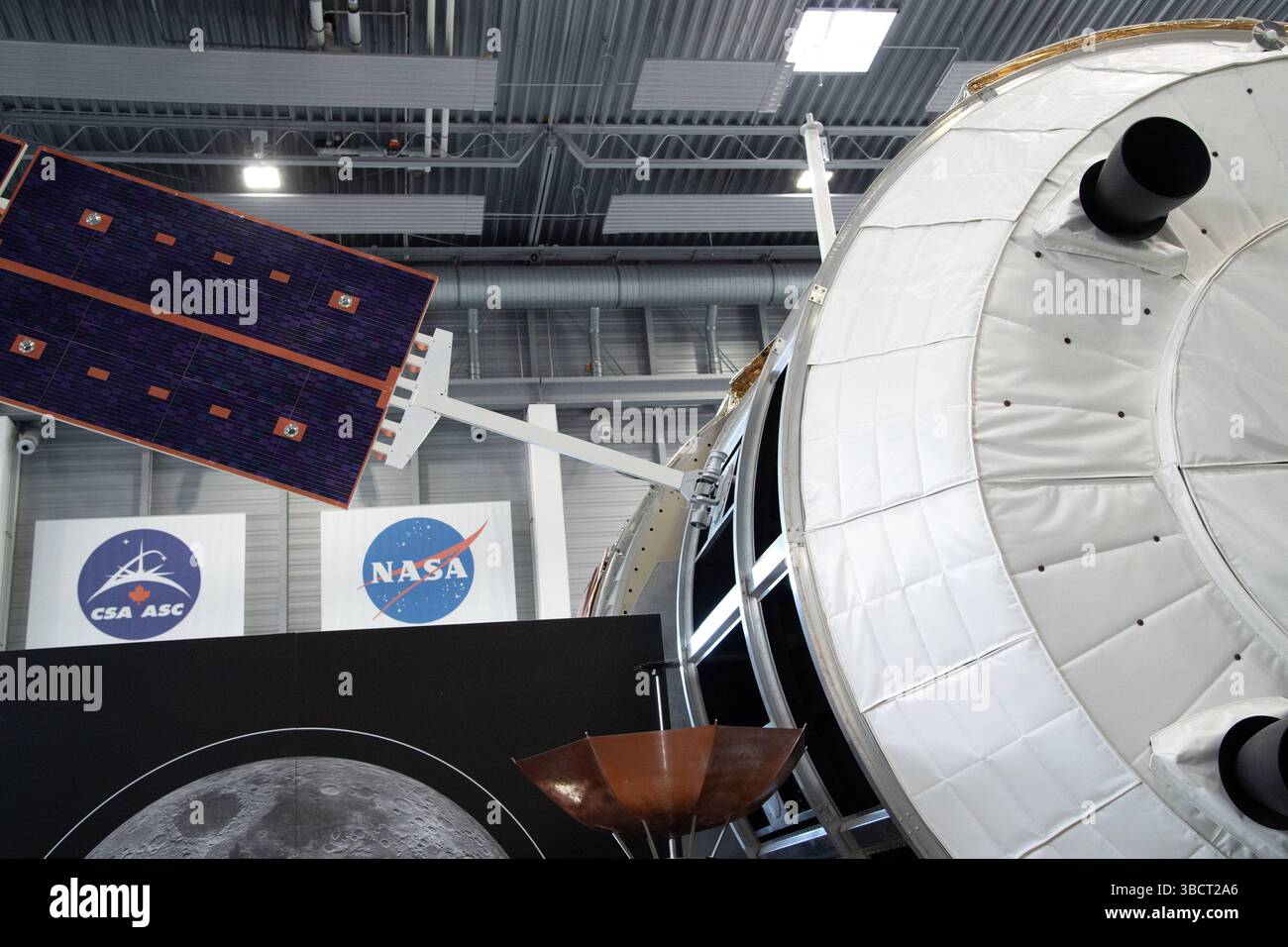 Cologne, Deutschland. 30th Apr, 2025. Training model of the ISS space station, module, NASA logo ...