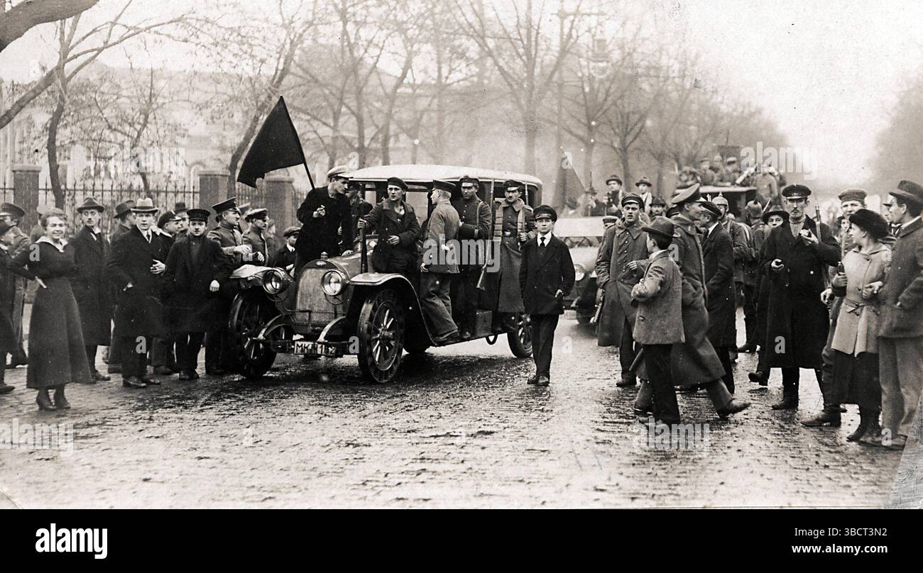 Revolution in Germany. Members of the Workers' and Soldiers' Council by ...