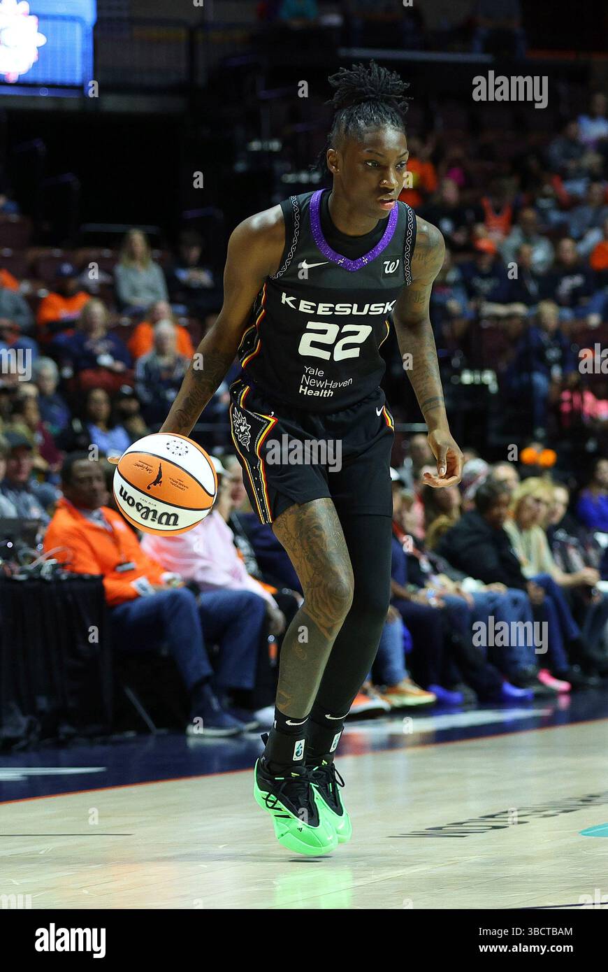 UNCASVILLE, CT - MAY 20: Connecticut Sun guard Saniya Rivers (22) in ...