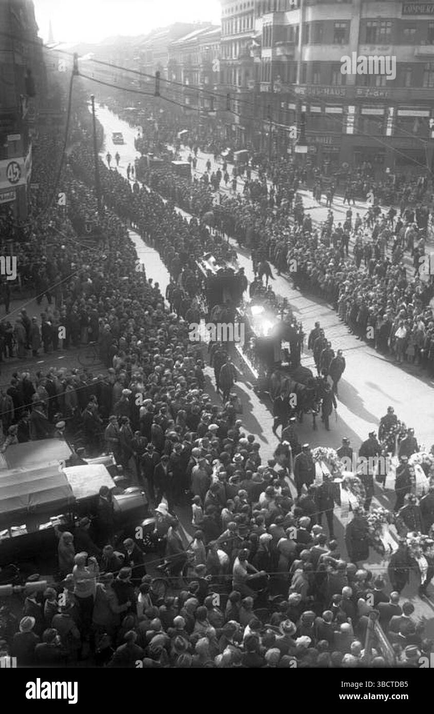 On 9 August 1931 a double homicide took place in Berlin, Weimar Germany ...