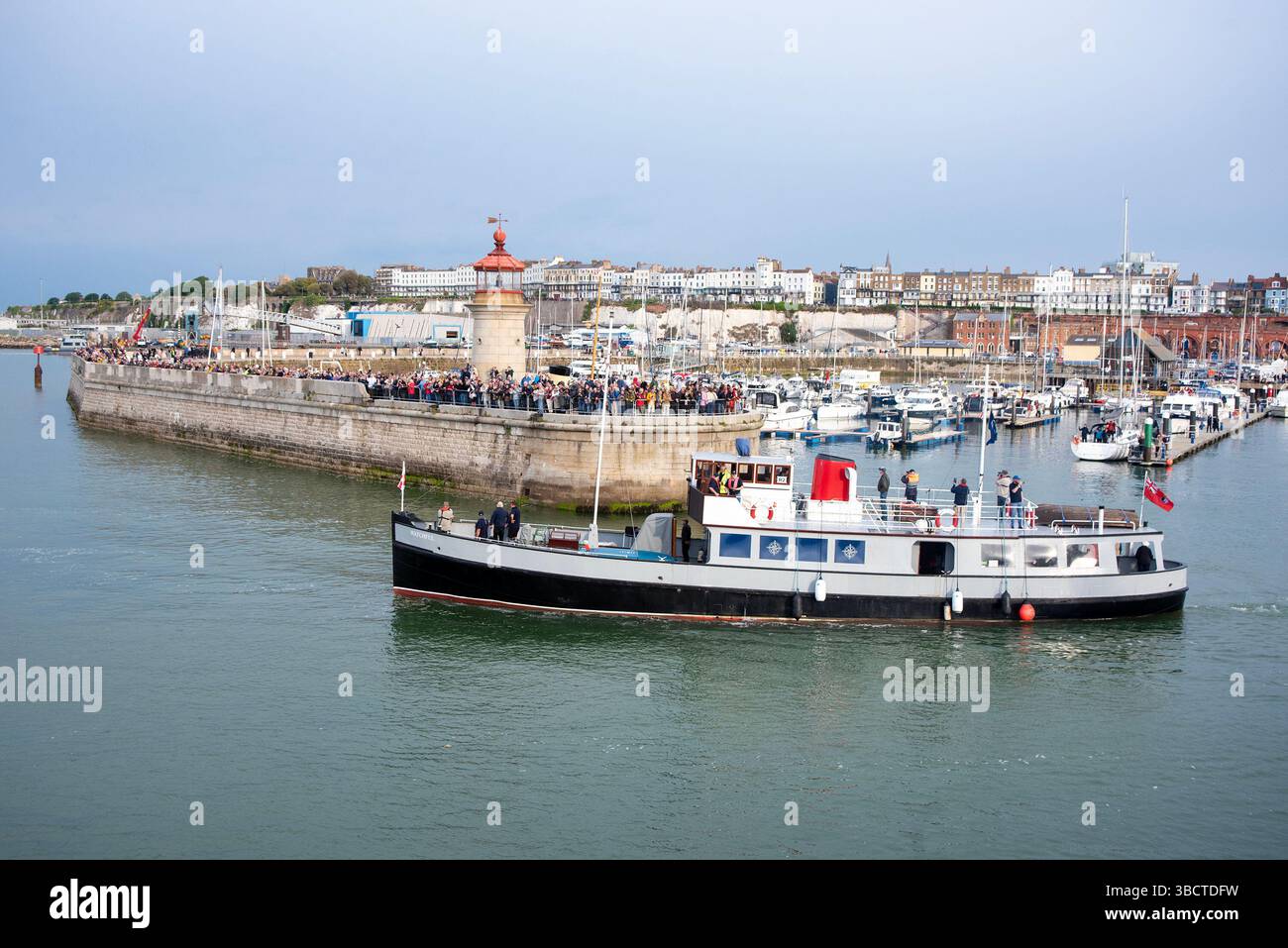 Ramsgate, UK. 21st May, 2025. A boat sets off to Dunkirk, from the ...