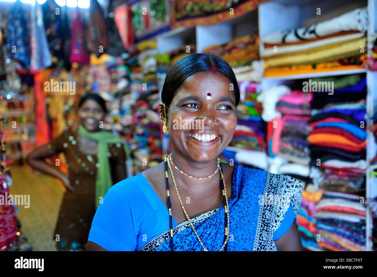 Asie,Inde du Sud,Etat du Kerala,Varkala,vendeuse souriante dans une ...