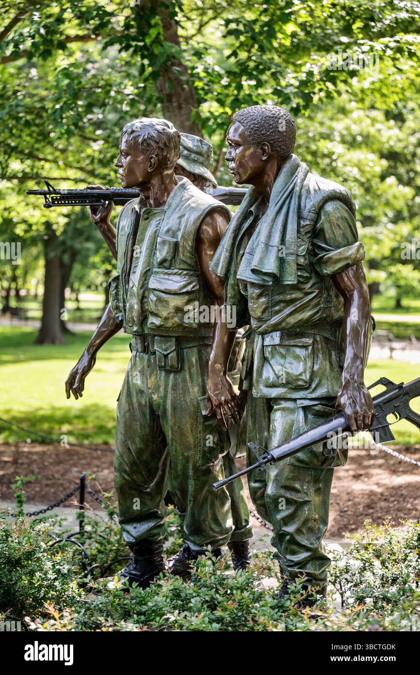 WASHINGTON DC, United States — The Three Servicemen statue stands near ...