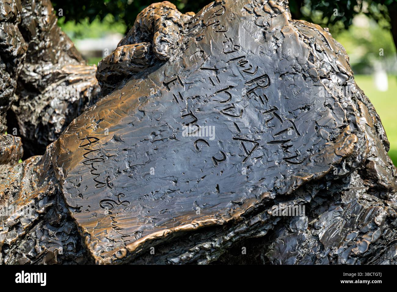 Physics genius equations hi-res stock photography and images - Alamy