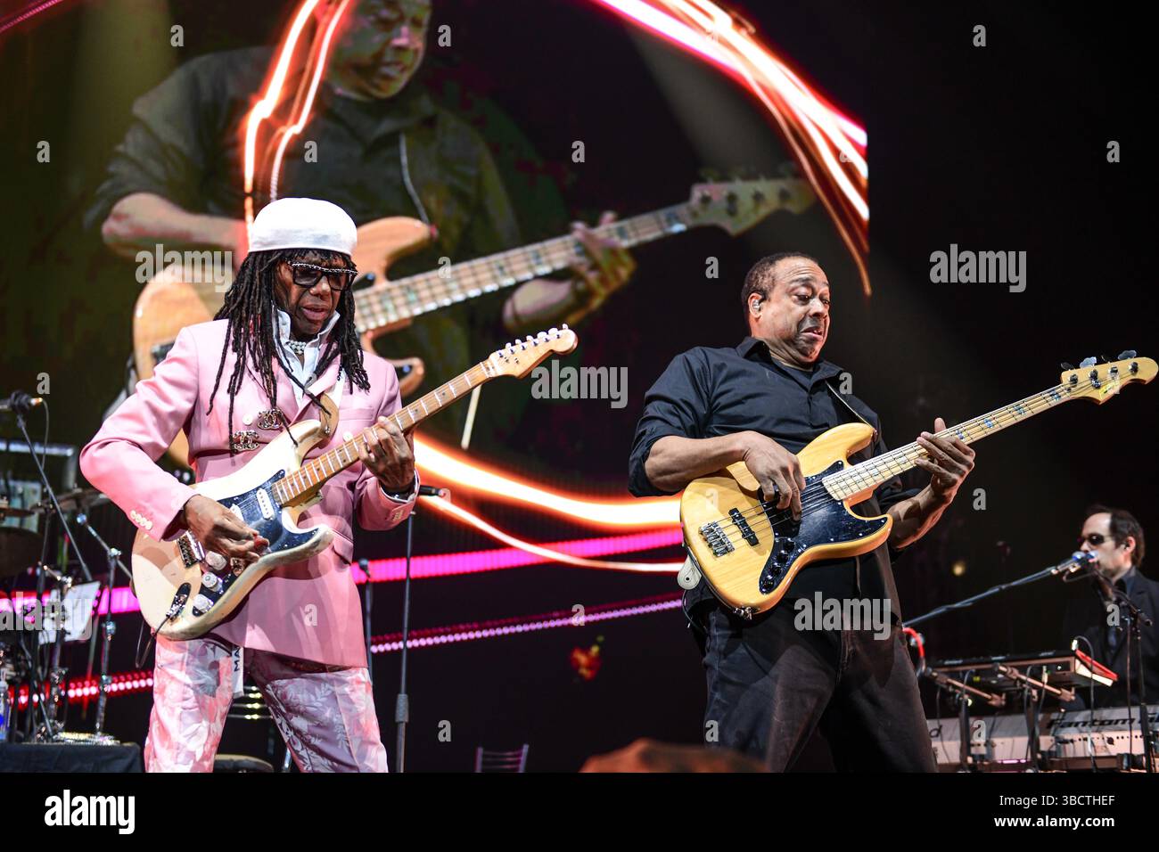 Bass guitar lineup hi-res stock photography and images - Alamy