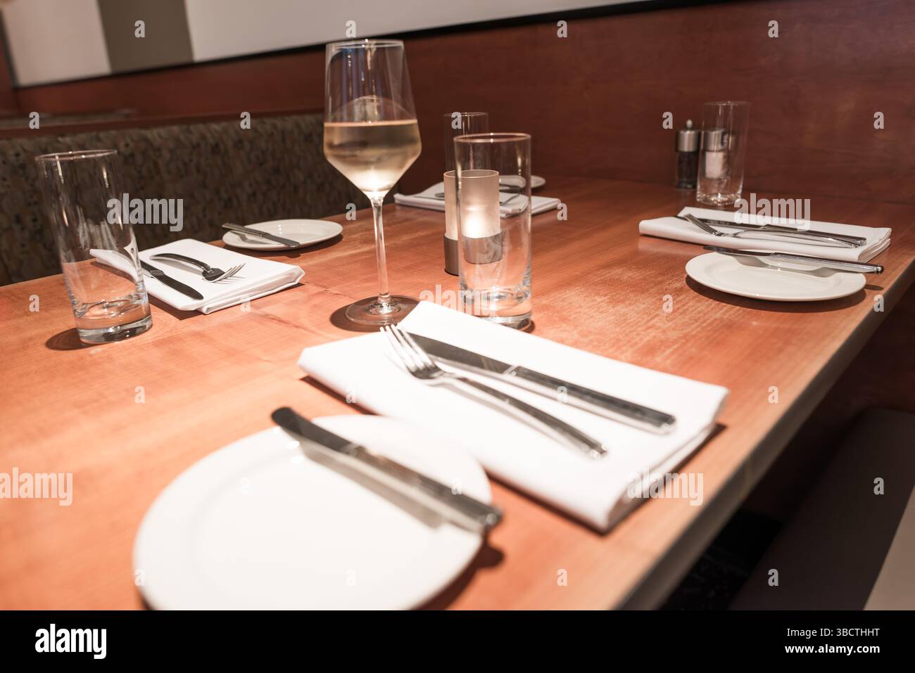 Dining quality indicators hi-res stock photography and images - Alamy