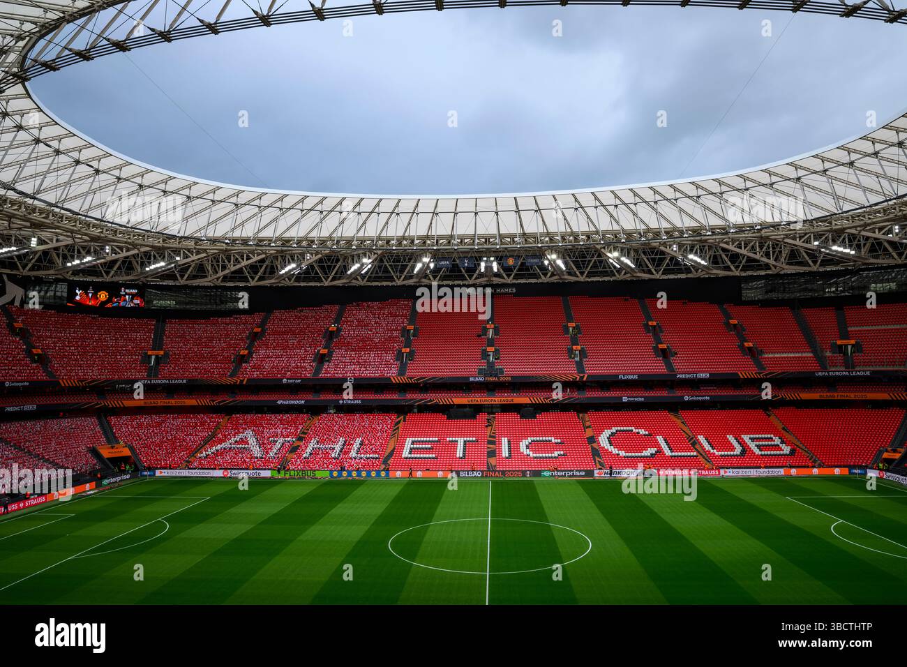 Final europa league 2025 san mames hi-res stock photography and images ...