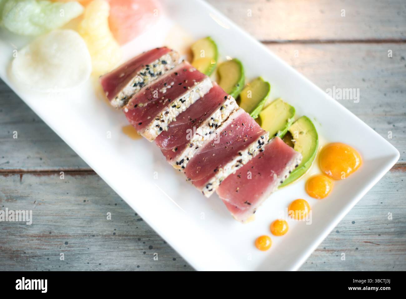 Seared Tuna With Avocado Appetizer // An elegantly plated seared tuna ...