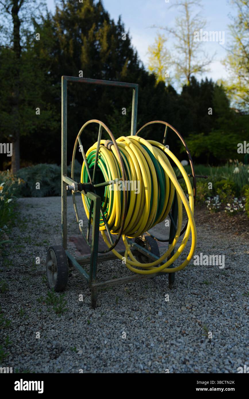 Garden hose management hi-res stock photography and images - Alamy