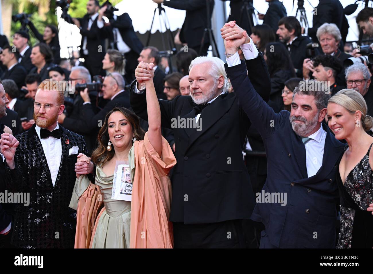 Stella and Julian Assange, Eugene Jarecki and Jennifer Robinson attend ...
