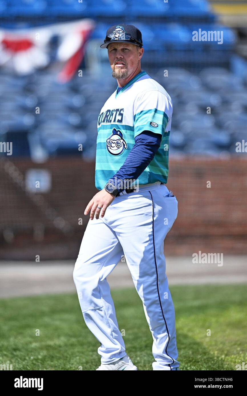 Asheville Tourists manager Nate Shaver (25), before the completion of a ...
