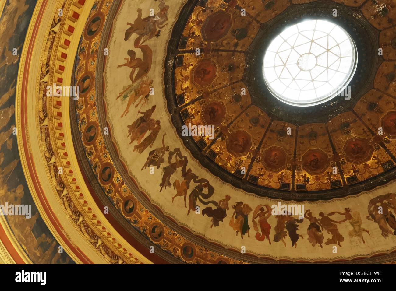 The Echo Hall (also called Pompeian Room, Rotonda of the Mezzogiorno) in the Teatro Massimo ...