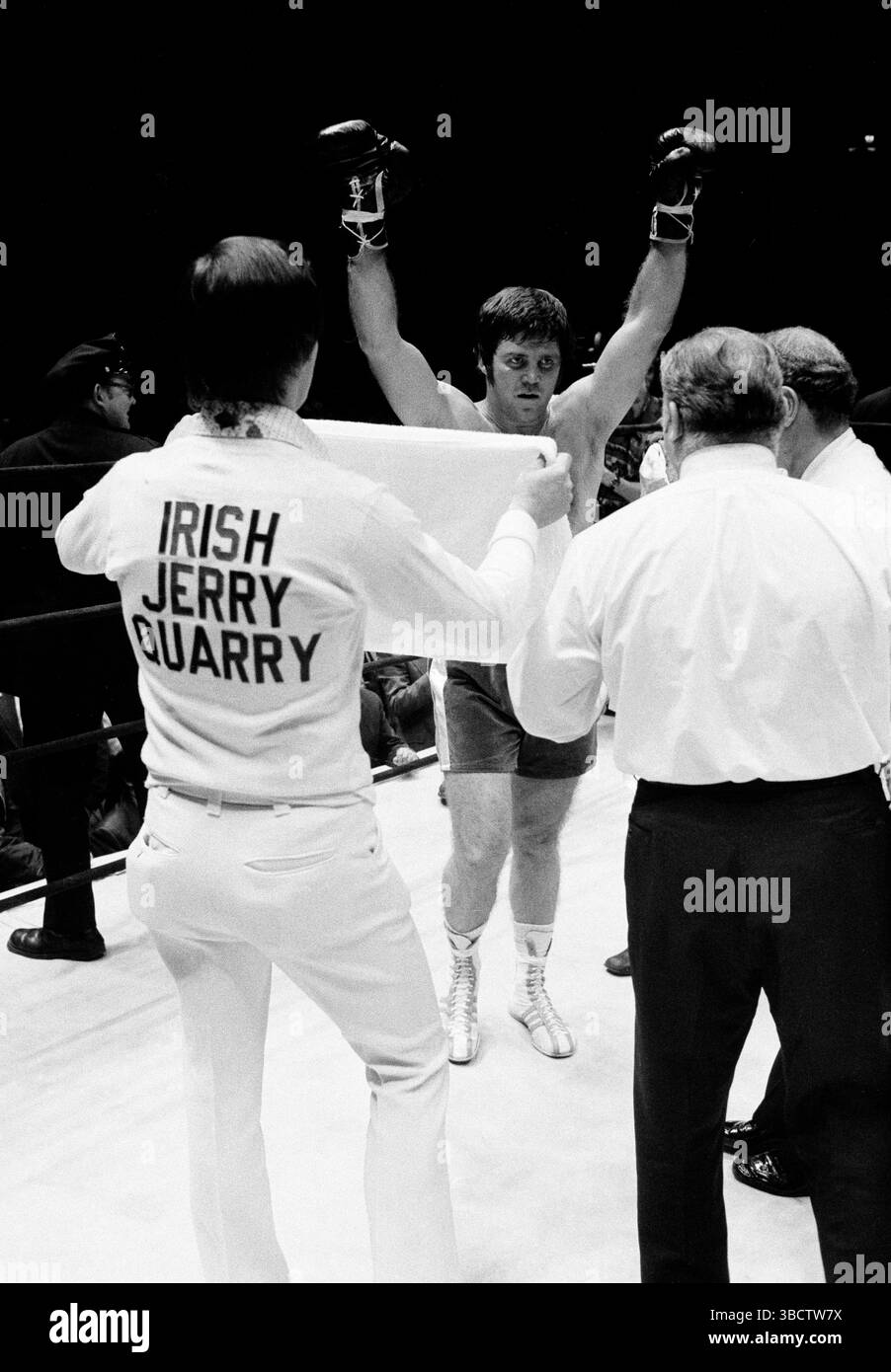 Heavyweight boxer, Jerry Quarry celebrates his first round victory over ...