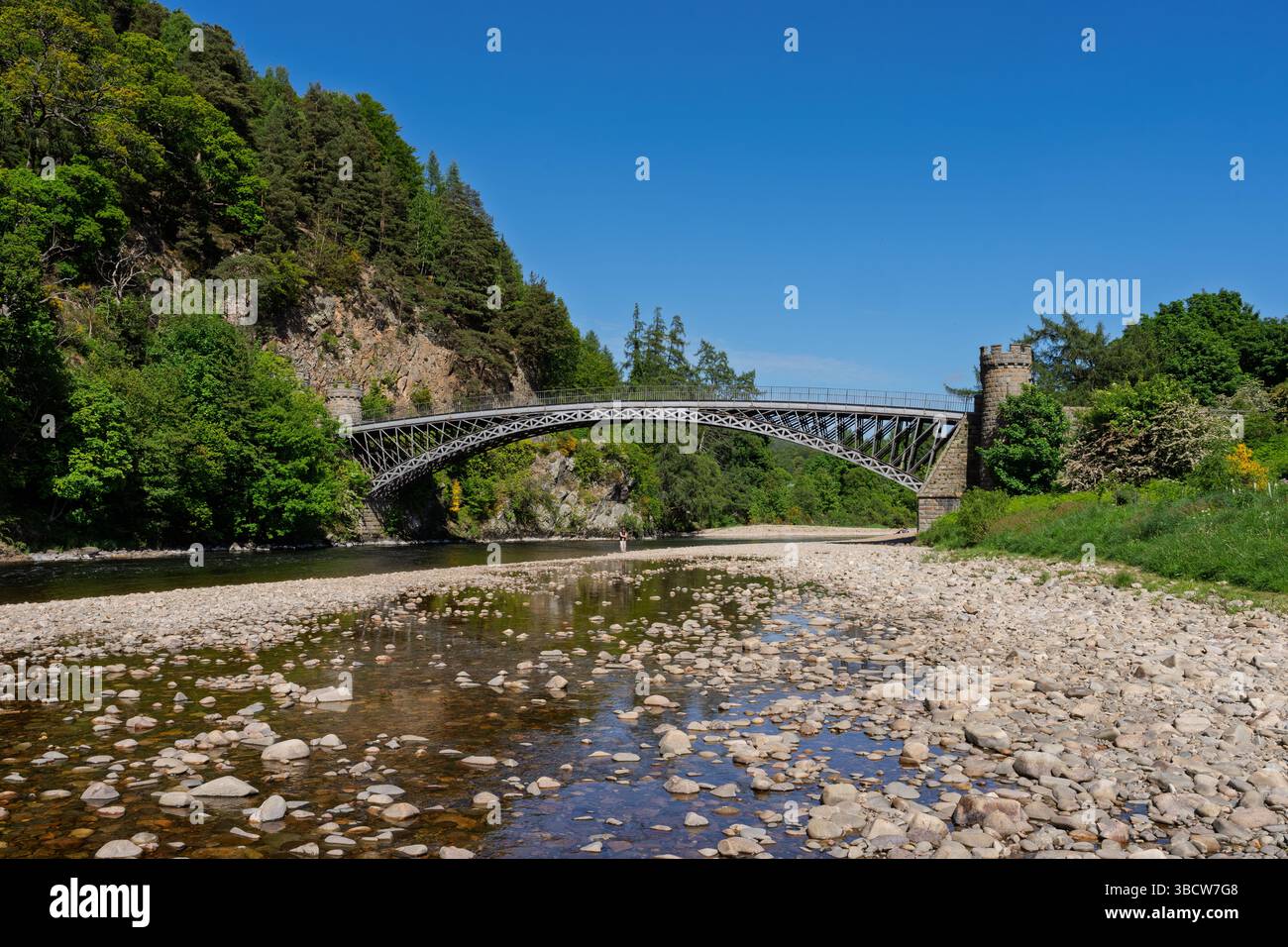 River Spey at Craigellachie Bridge, Moray, UK. 21st May, 2025. This is ...