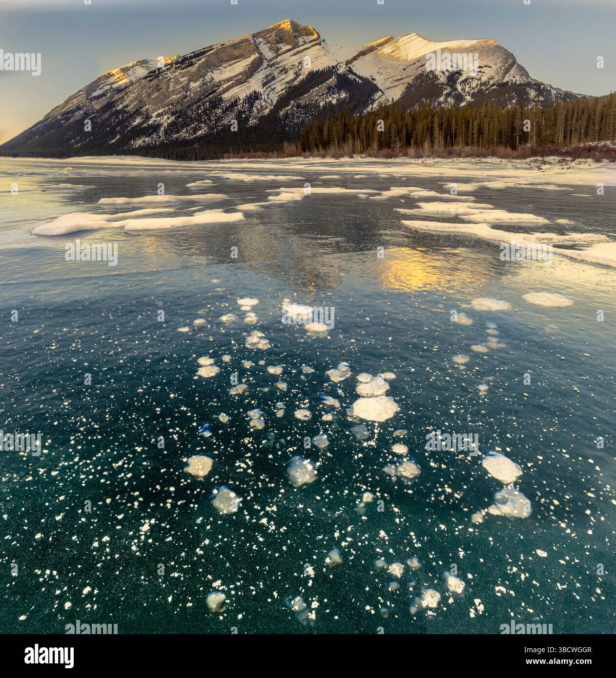 Ice Bubbles, Lake Minnewanka, Canada Stock Photo - Alamy