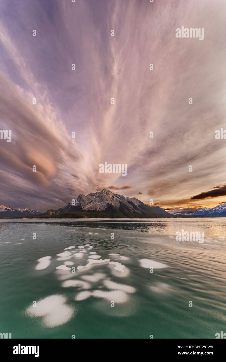 Ice Bubbles at Sunset, Abraham Lake , Canada Stock Photo - Alamy
